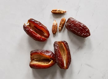 Medjool Dates 101: Everything You Need to Know About These Tasty Stone ...